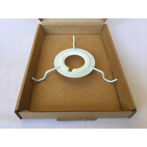 Shade carrier...Spider for ceiling ..to hang a lampshade with duplex ...