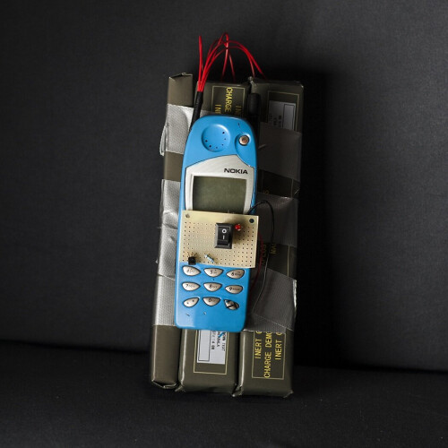 Tom Clancy's Rainbow Six Siege C4 Nitro Cell Cosplay Replica Prop on OnBuy