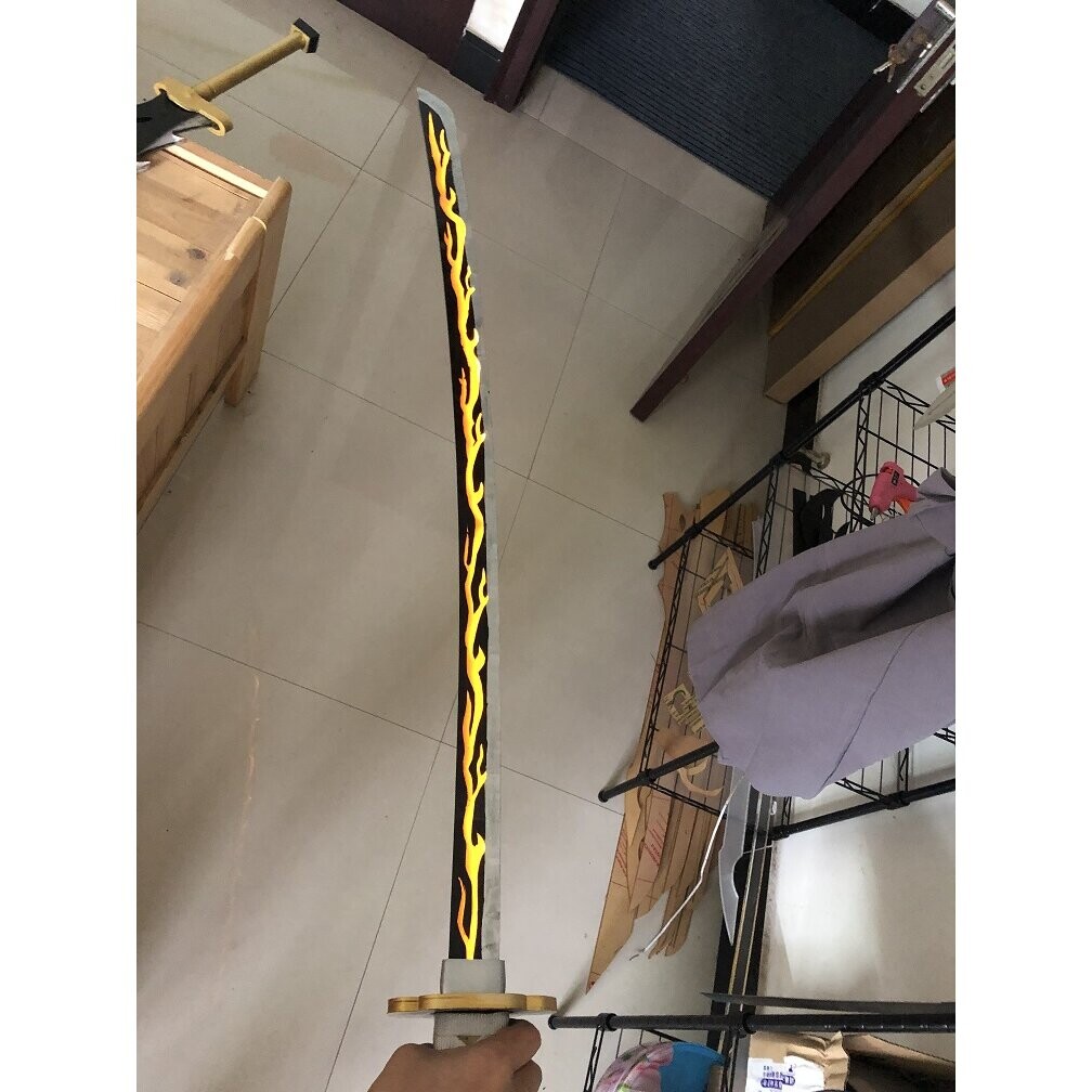 Kimetsu no Yaiba Zenitsu Agatsuma Lightable Nichirin Blade Cosplay on OnBuy