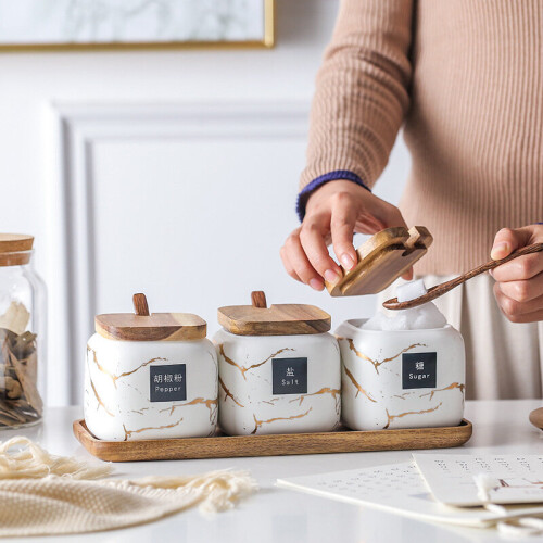 Ceramic spice containers store