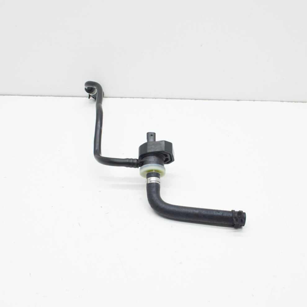 MERCEDES-BENZ C W205 Engine Breathing Vent Pipe Line A2740187201 NEW ...