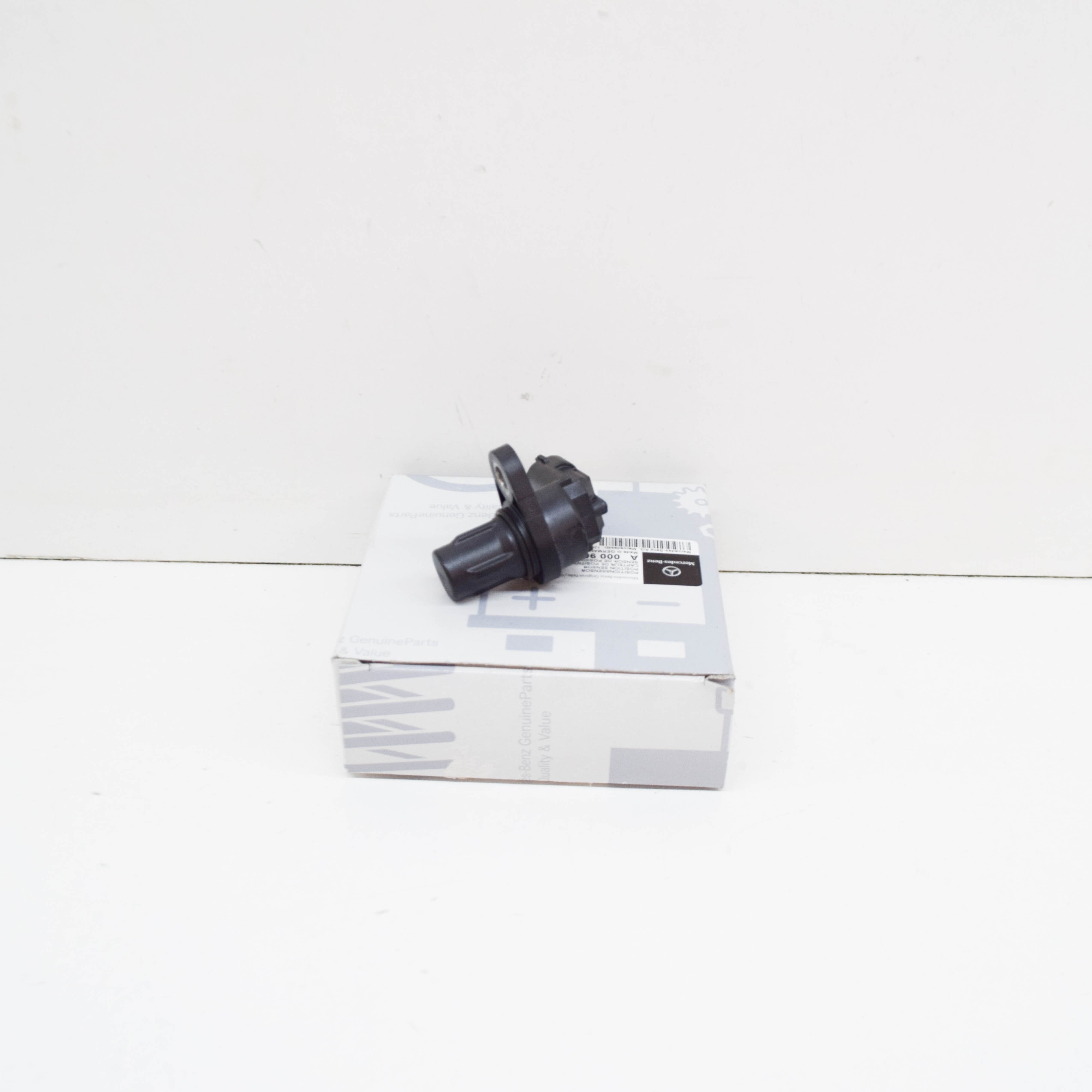 MERCEDES-BENZ C W204 Inlet Left Camshaft Position Sensor A0009050243 ...