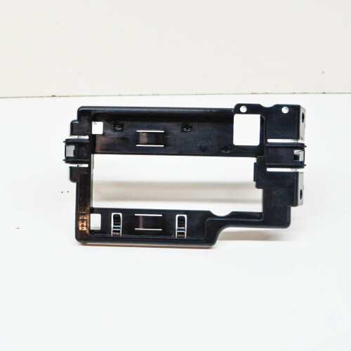 Volkswagen CA1 ATLAS Engine Bay Fuse Box Retainer 2Q0915345A NEW ...