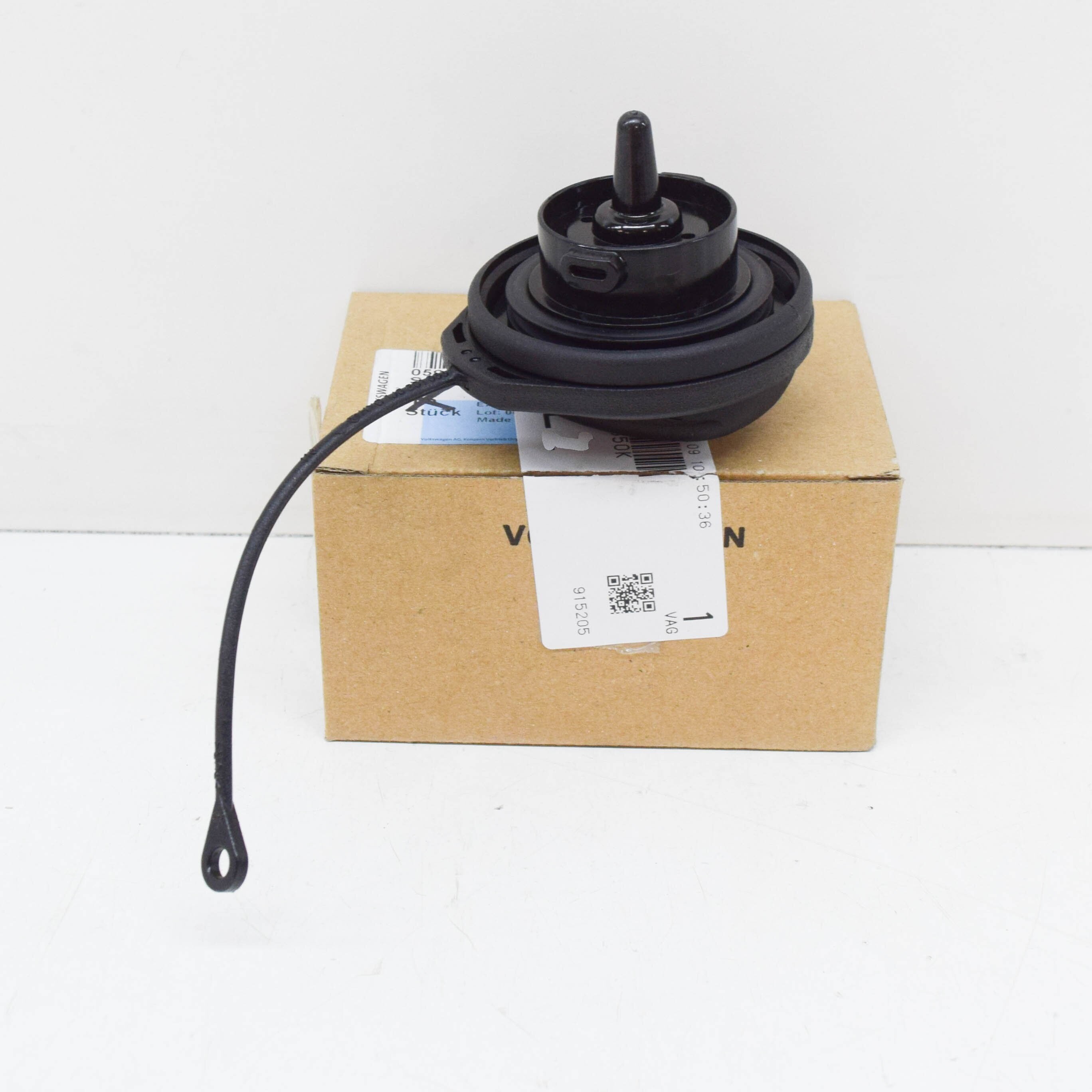 AUDI A6 C7 Fuel Tank Cap With Retaining Strap 4G0201550K NEW GENUINE on ...