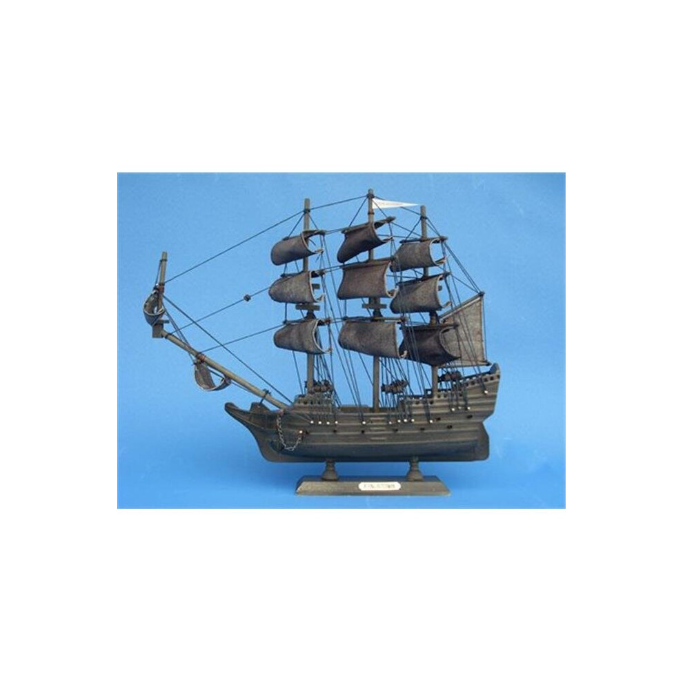 Flying in. Decorative Model Pirate Ships on OnBuy