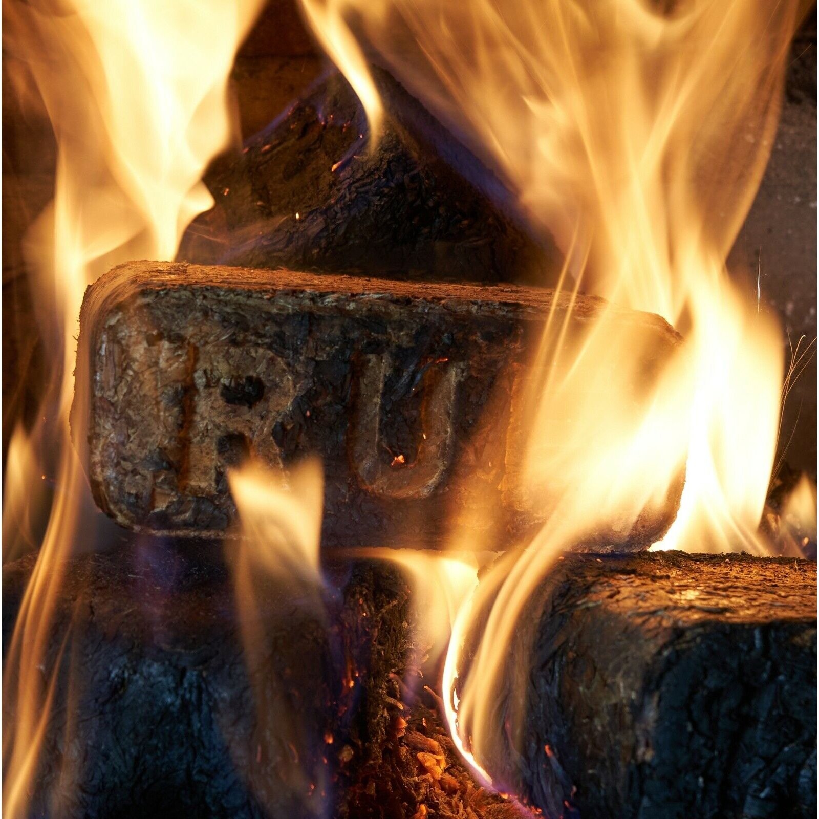 Eco Heat Briquettes 10kg - Softwood, Made in Wales, 12 Blocks, 4h Burn ...