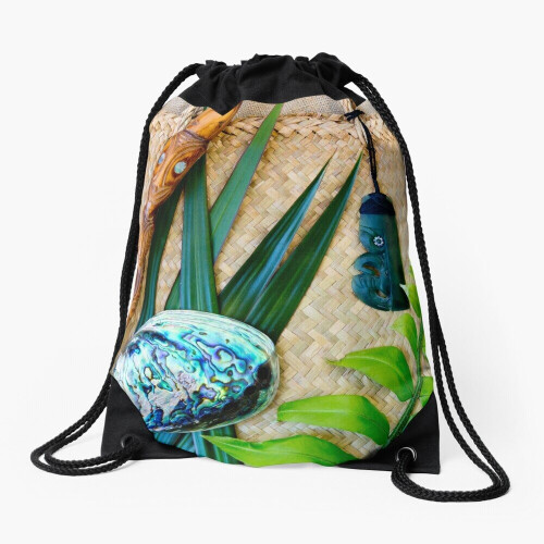 Drawstring Bag NZ Maori Theme - Toki Tiki Greenstone And Tokutoku Sport ...