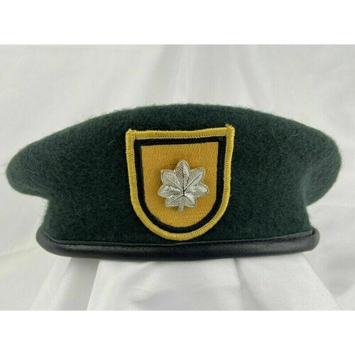 US Army 1th Special Forces Group Green Beret Lieutenant Colonel ...