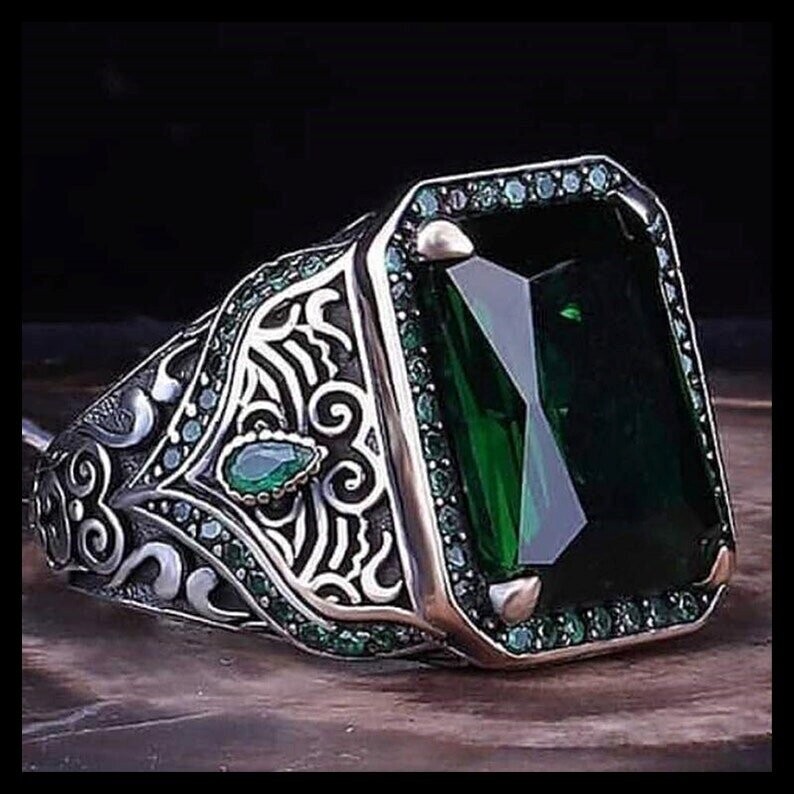 Men's Classic Ring Luxurly Inlaid with Green Stone Rings for Men Party ...