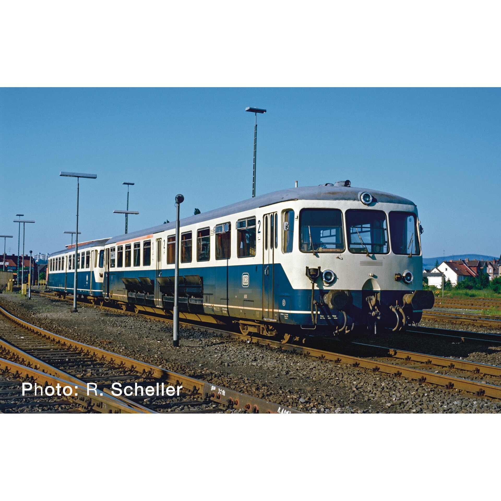 DB BR515 Diesel Railcar & Trailer IV (DCC-Sound) on OnBuy