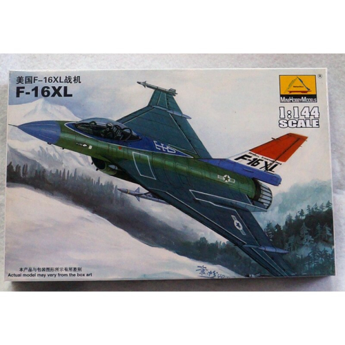80423 US F-16XL fighter Plastic Model Kits Assembled Aircraft 1/144 on ...