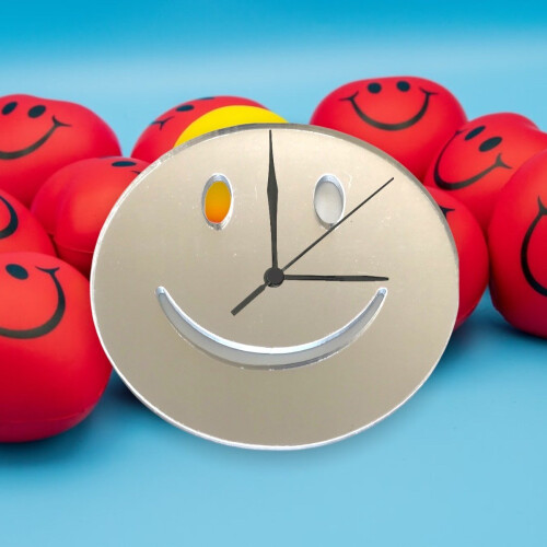 (Black Gloss, 35cm) Smiley Face Shaped Clocks - Many Colour Choices on ...