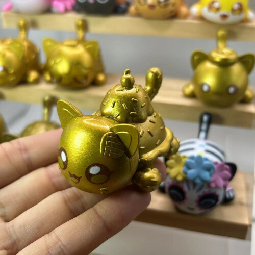 (One Size, Golden lce Cream Cat) Aphmau Mystery MeeMeows Surprise Vinyl ...