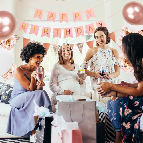 Décorations pour un 18e anniversaire : banderoles, ballons, décoration ...