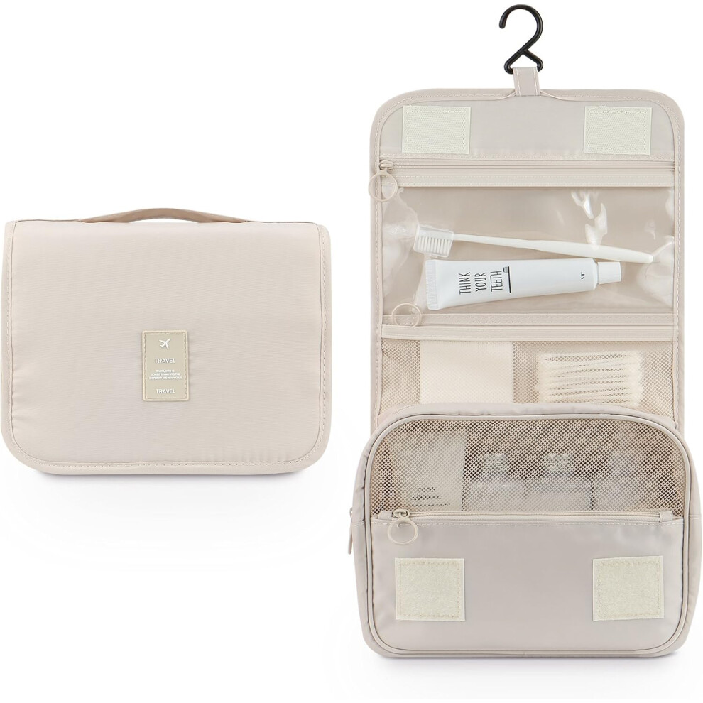 Alliant style et fonctionnalité : votre trousse de toilette de voyage ...