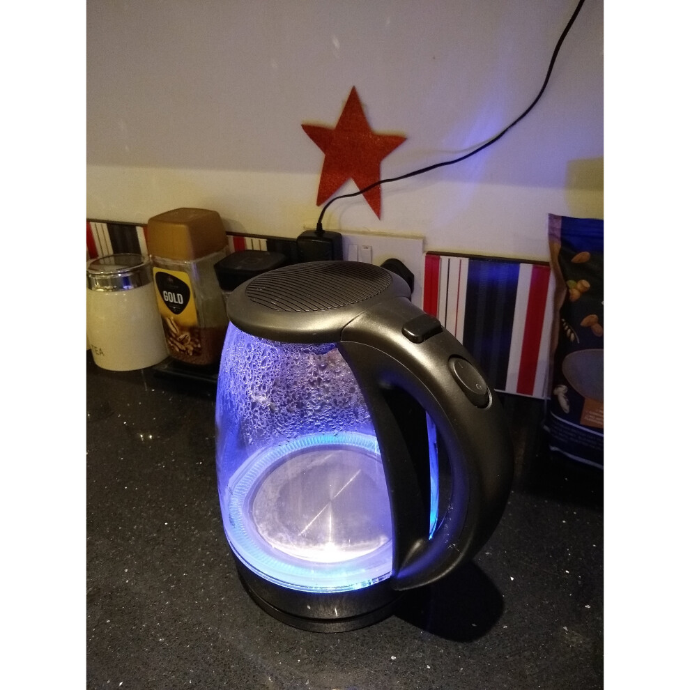 Corded Glass Kettle With LED Lights – 2L | Light Up Kettle on OnBuy